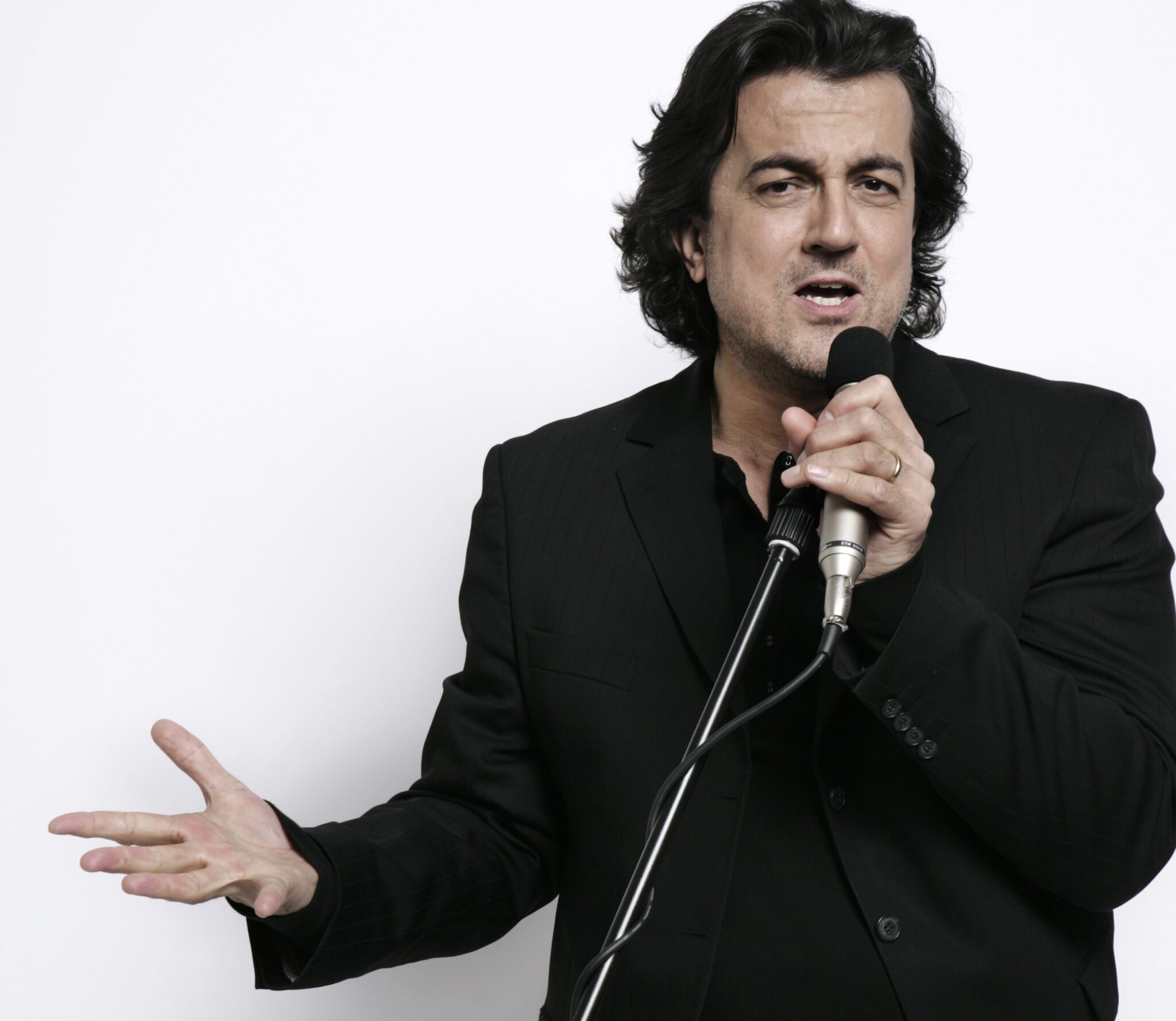 Pianist Singer Entertainer Composer - José Rodriguez