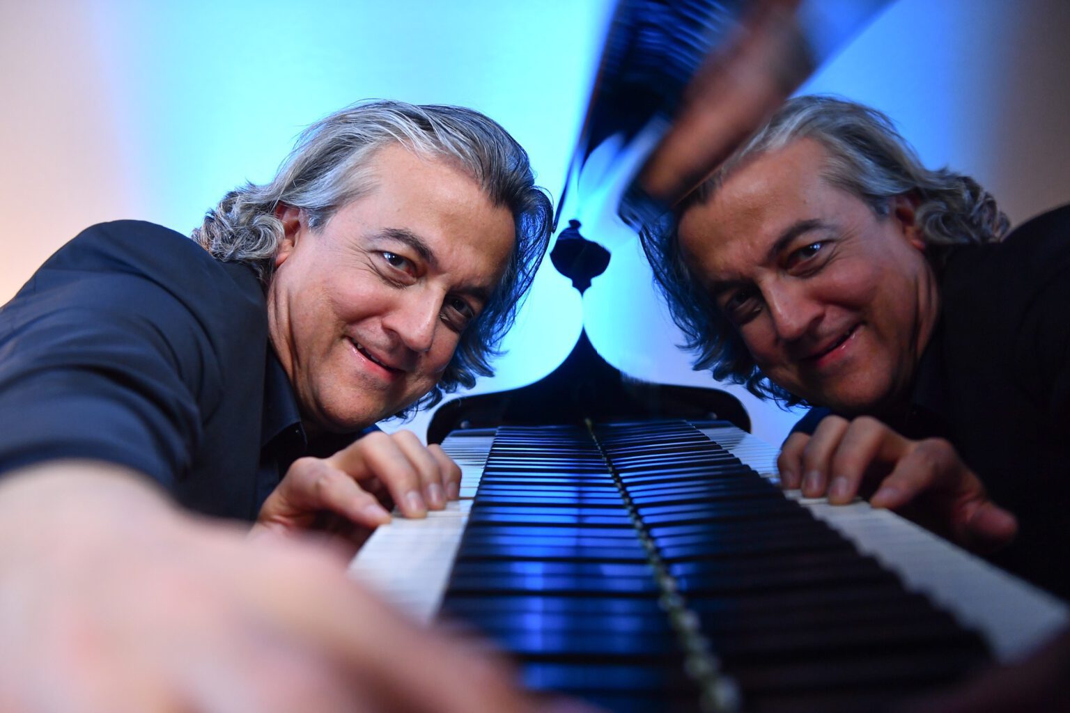 Pianist Singer Entertainer Composer - José Rodriguez